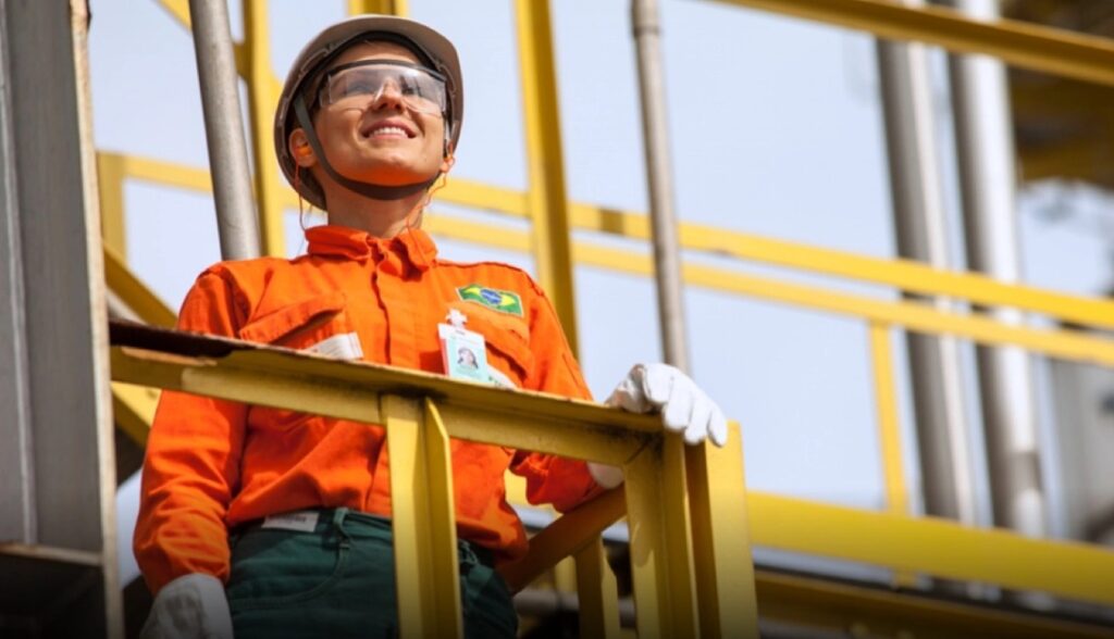 Petrobras Updates On Severance Programs - Energy Analytics Institute (EAI)