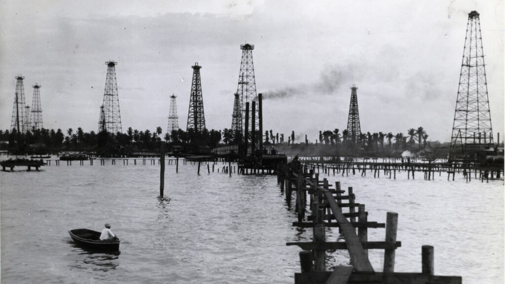 How Venezuela's Oil Industry Collapsed: FT.com - Energy Analytics ...