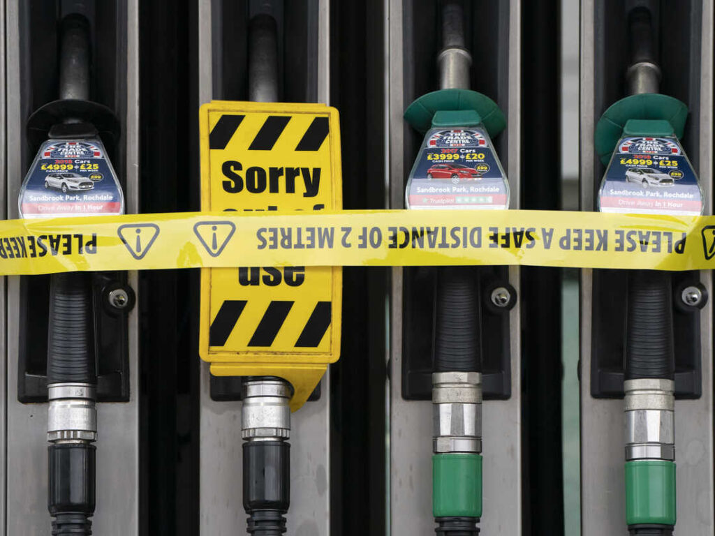 Eni Inks Deal for KKR to Enter Enilive’s Share Capital - Energy ...
